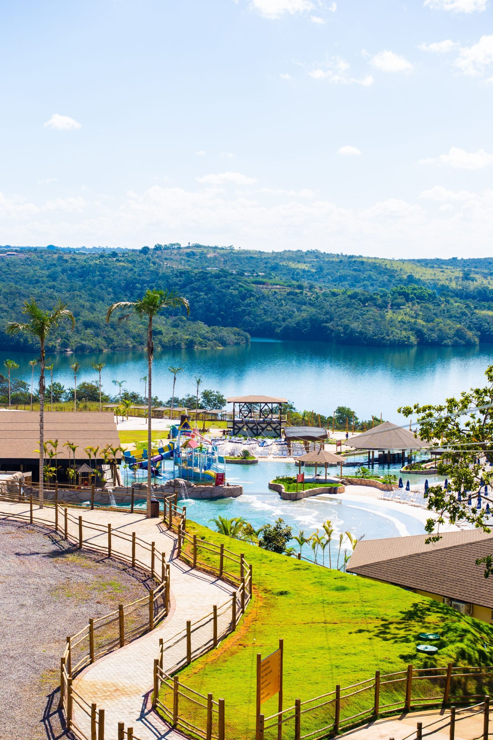 Férias inesquecíveis no Bali Park: o parque aquático com a maior praia ...